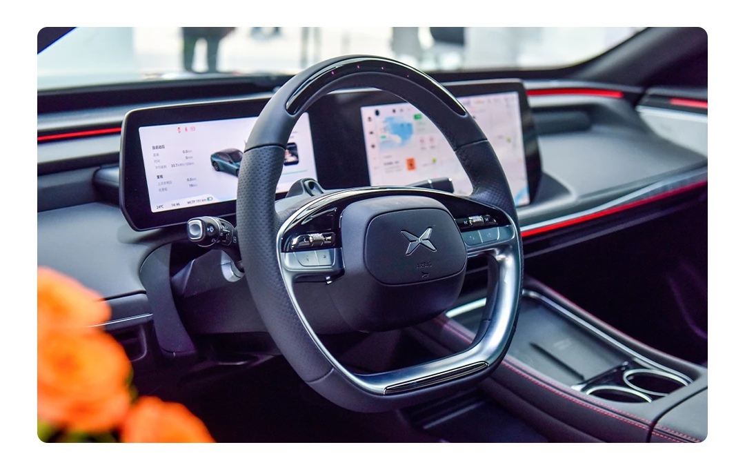 一年半老P7车主看着P7i留下了不争气的口水