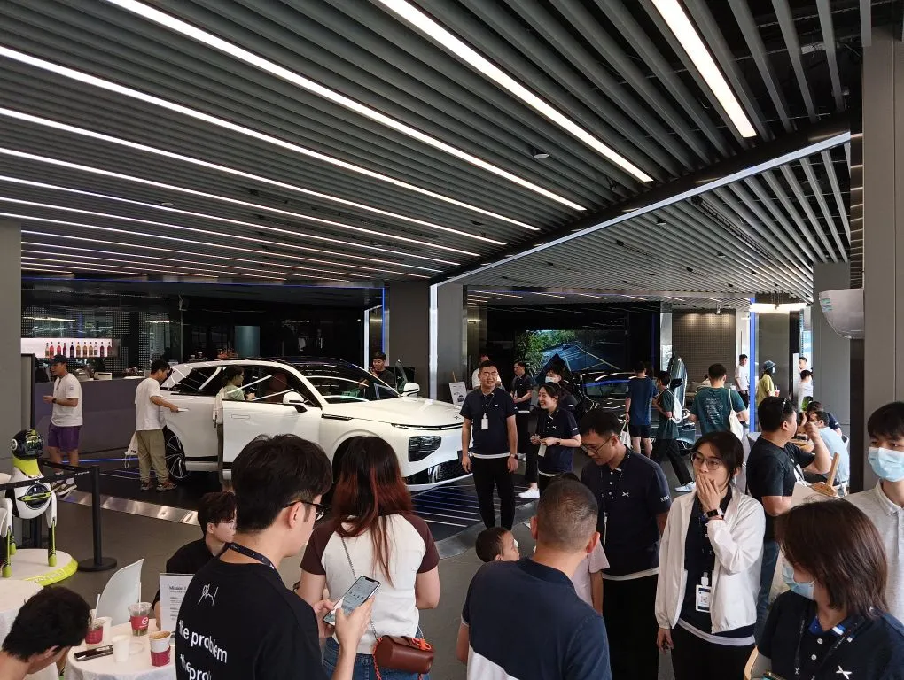 老P7车主第一次体验XNGP｜嗯，不错！