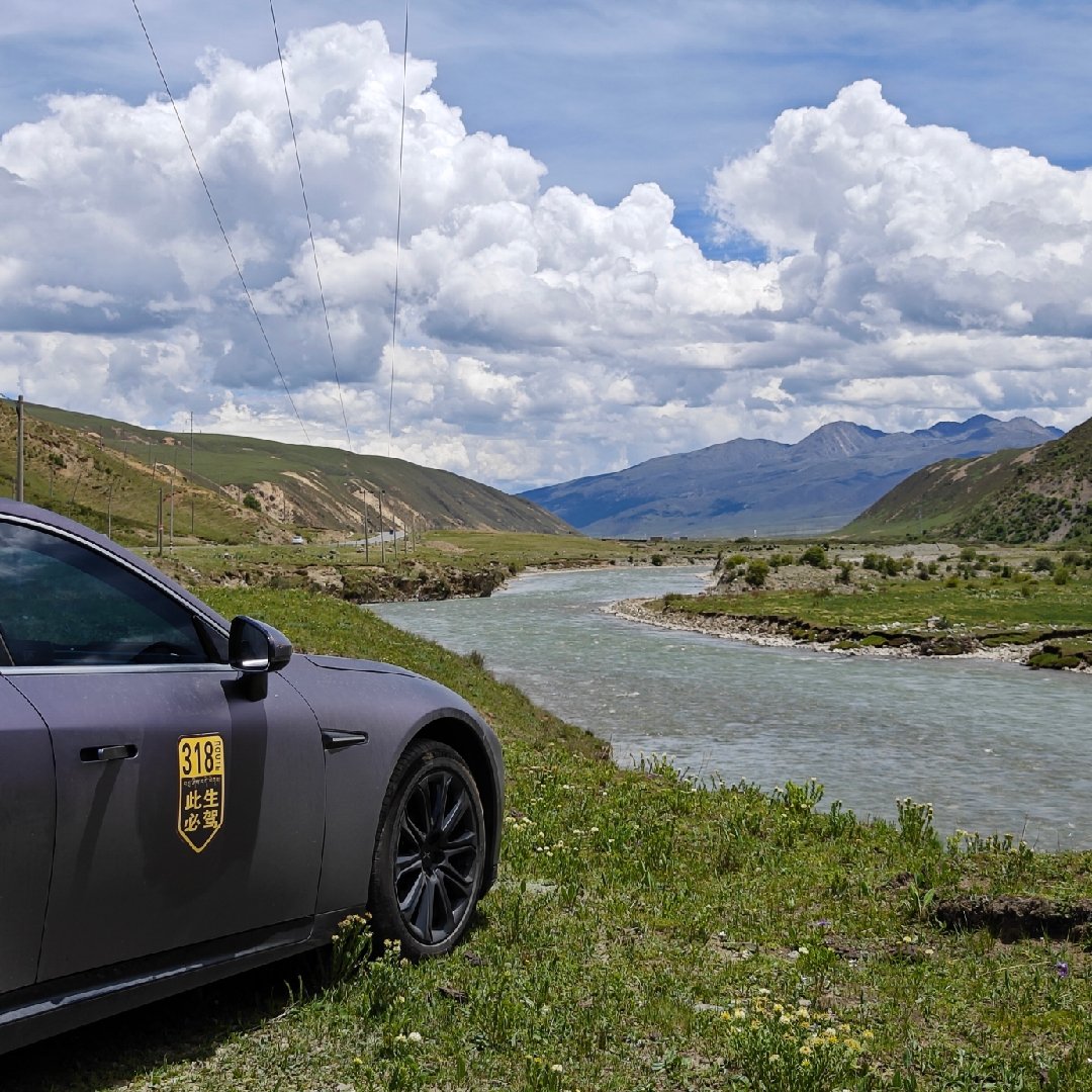 开着p7去318，回来后反手就提了p7i～