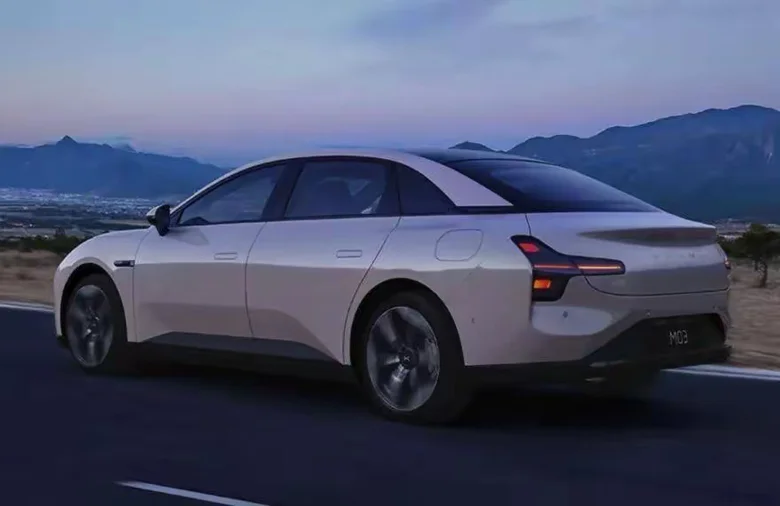 关于空气阻力小对车辆操控能耗等的优点