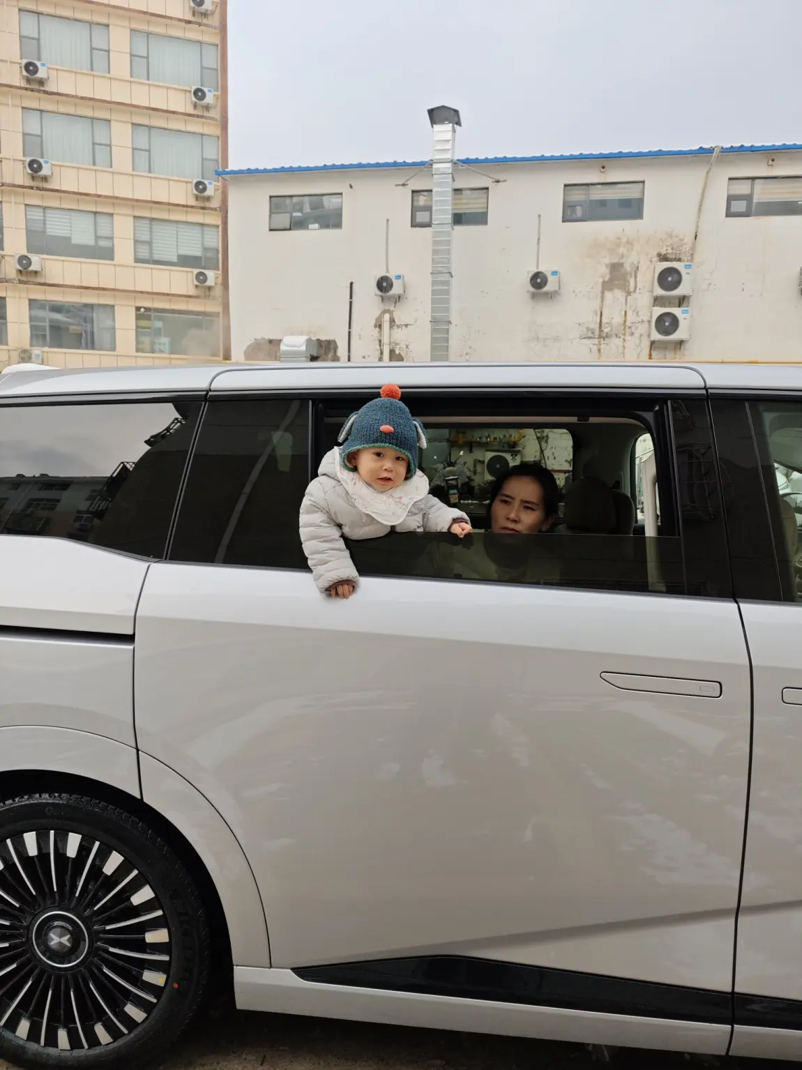 新提的x9，用儿子用过的牙胶来当挂件 | 小鹏汽车 在线社区