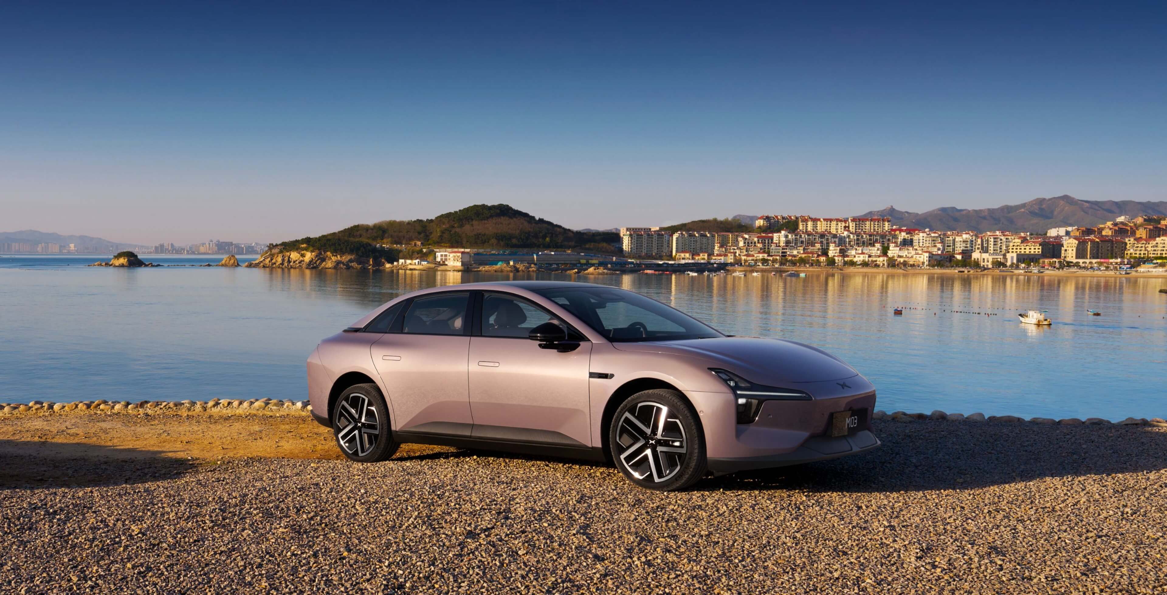 小鹏MONA M03 AI智能纯电掀背轿跑 | 小鹏汽车官网